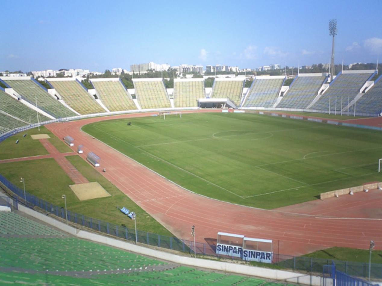 Stade d'El Menzah : retour à la case de départ