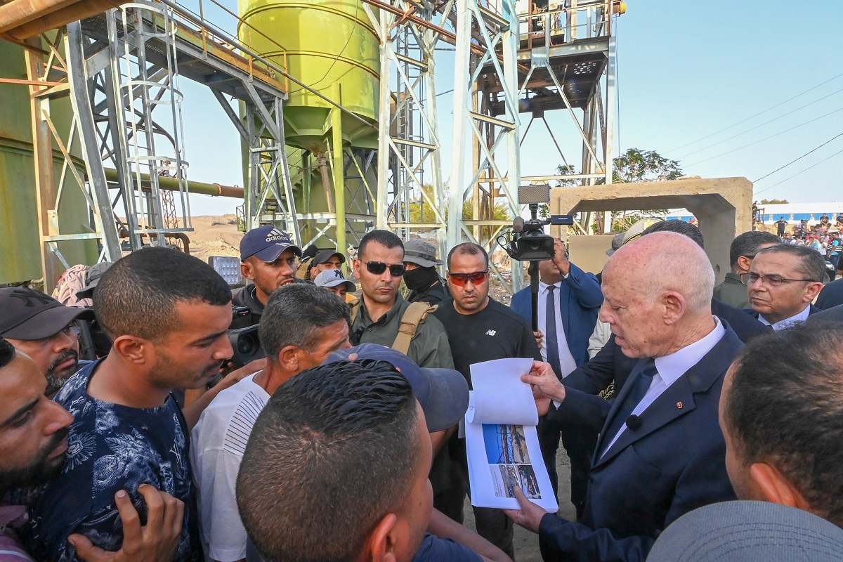 Redeyef : De l’art de « vendre du vent aux voiliers